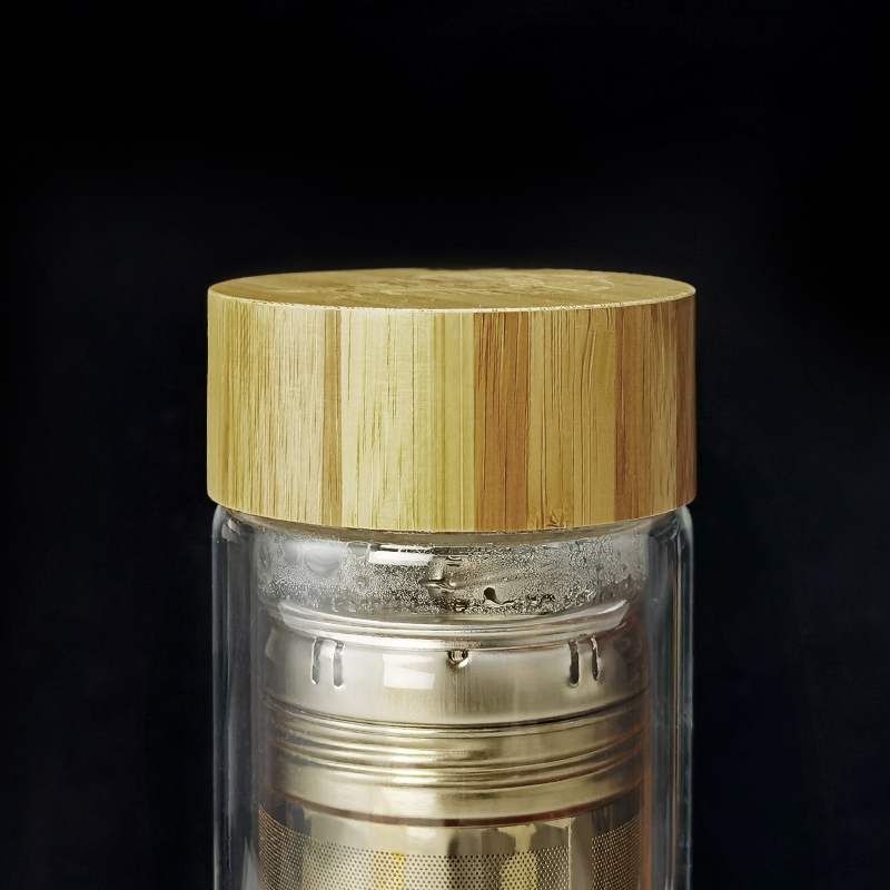 Large scale fitness water bottle